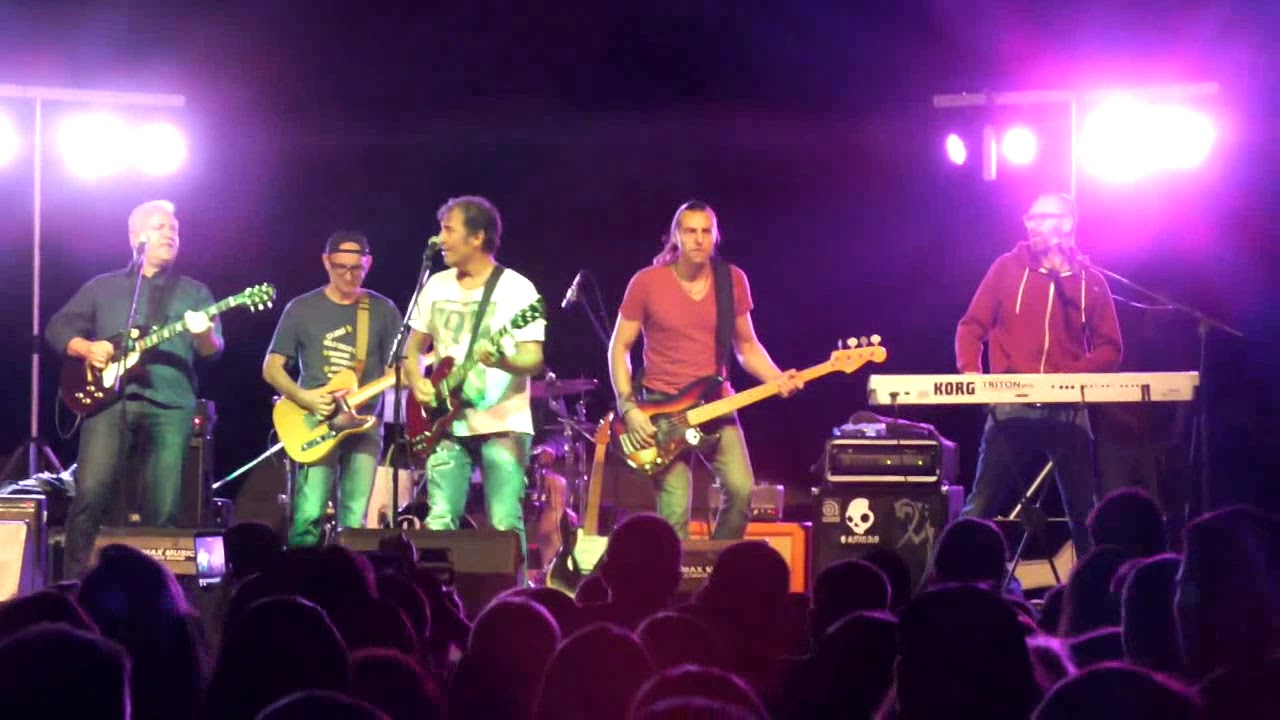 Piloti i Mladjan Dinkic - Kako si lepa, Vinski bal 2017 Vlasotince ...