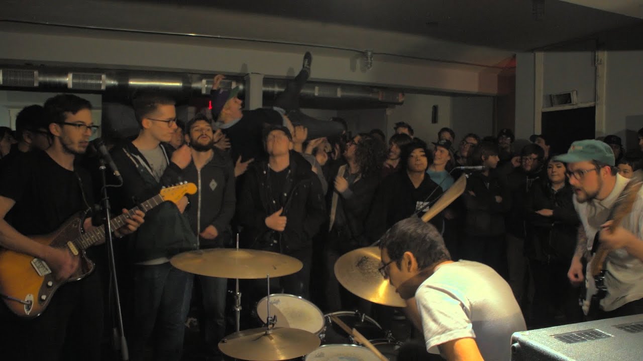 Oliver Houston (@ The Upper Room) - YouTube
