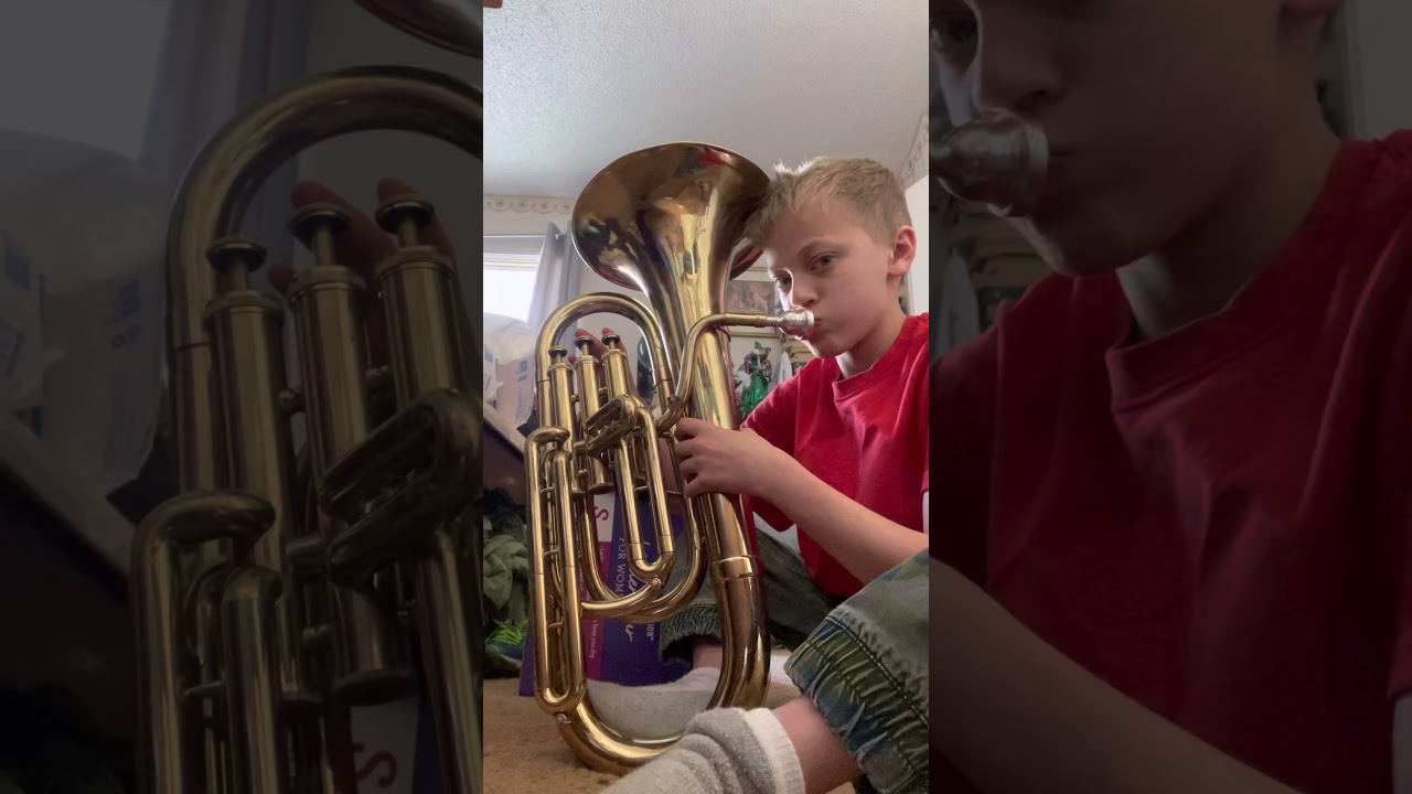 Hot cross buns on baritone - YouTube