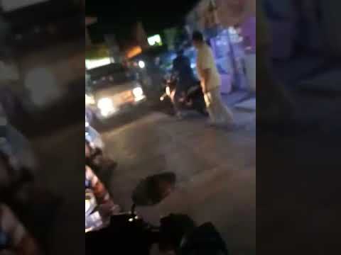 Jalan nya terlalu sempit jalan baruna Surabaya