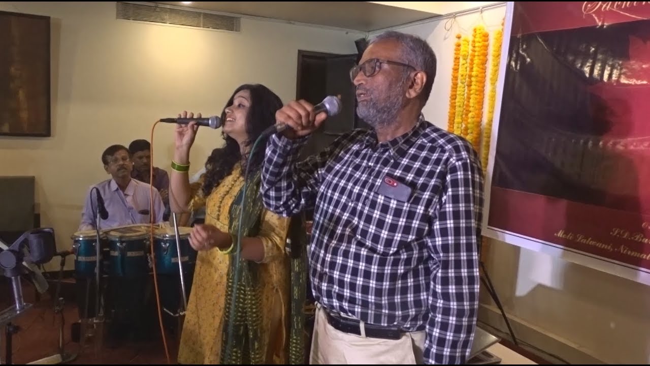 Shokhiyon Mein Ghola Jaye by Anupama Roy & Kishore Kumar at ...