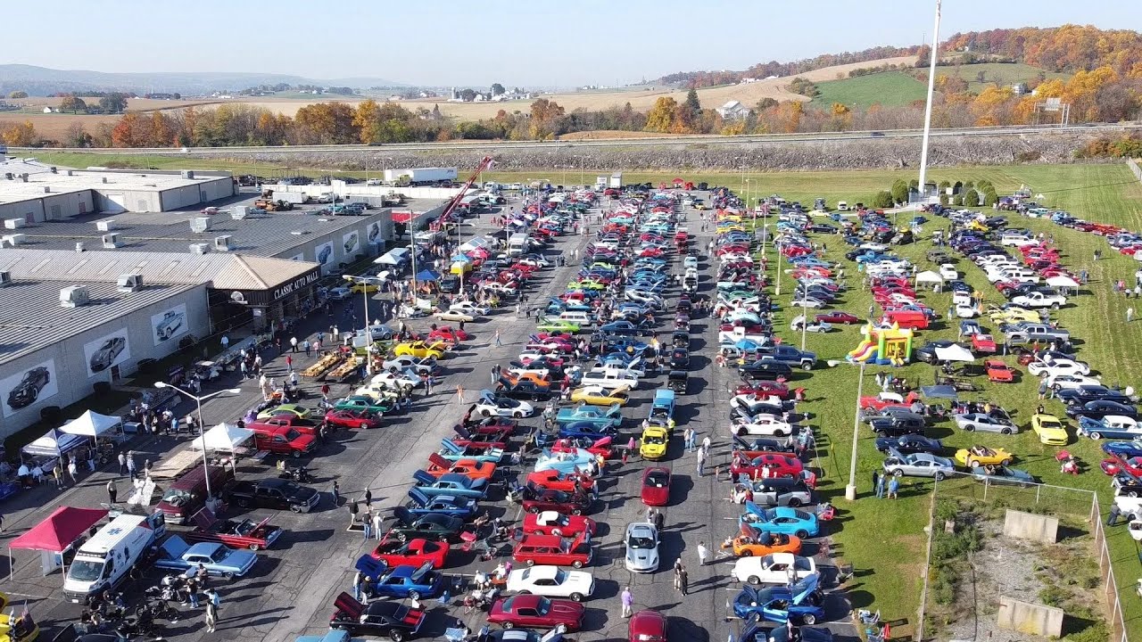 Classic Auto Mall, a huge antique and classic car consignment shop in ...