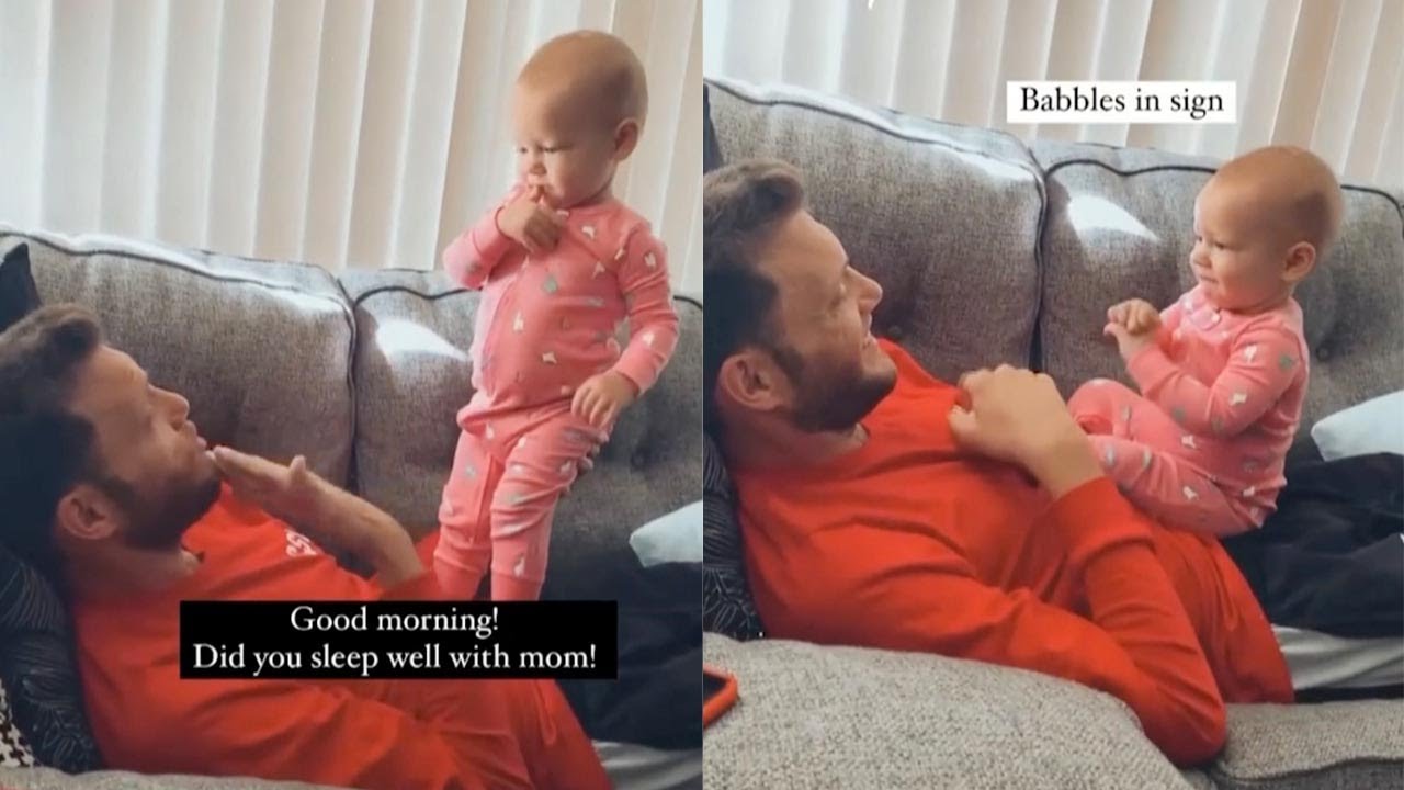 Adorable Baby Talks To Deaf Dad Using Sign Language - YouTube