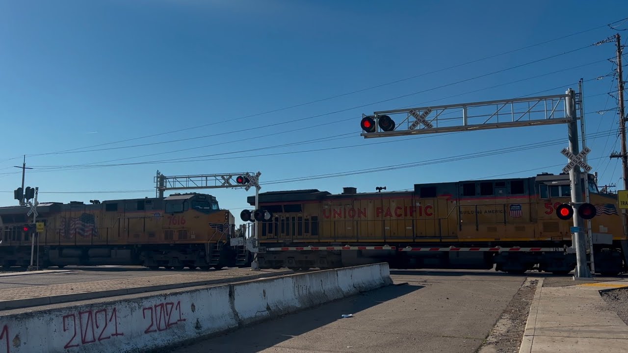 UP 5957 Oil Train North - E. Morada Lane Railroad Crossing, Stockton CA - YouTube