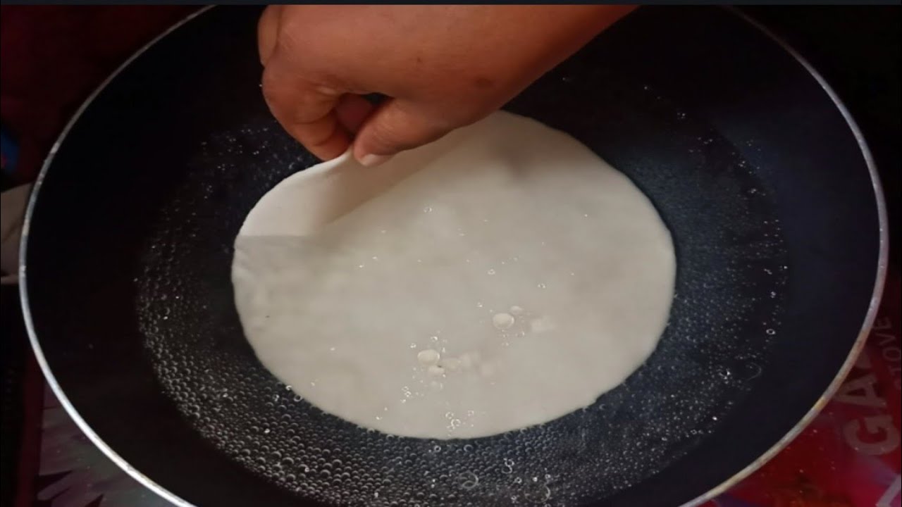 Unique breakfast recipe by boiling bread in hot water || It's as good ...
