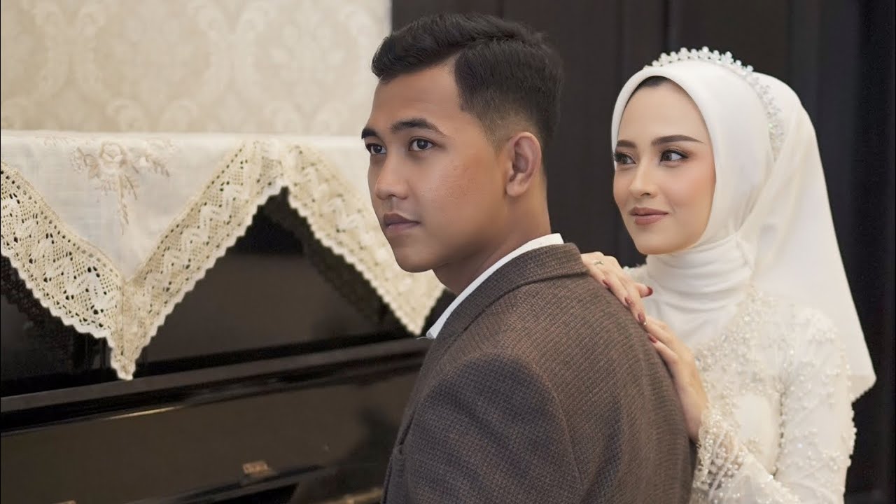 Rizky Perdana & Mutia Intan | Prewedding - YouTube
