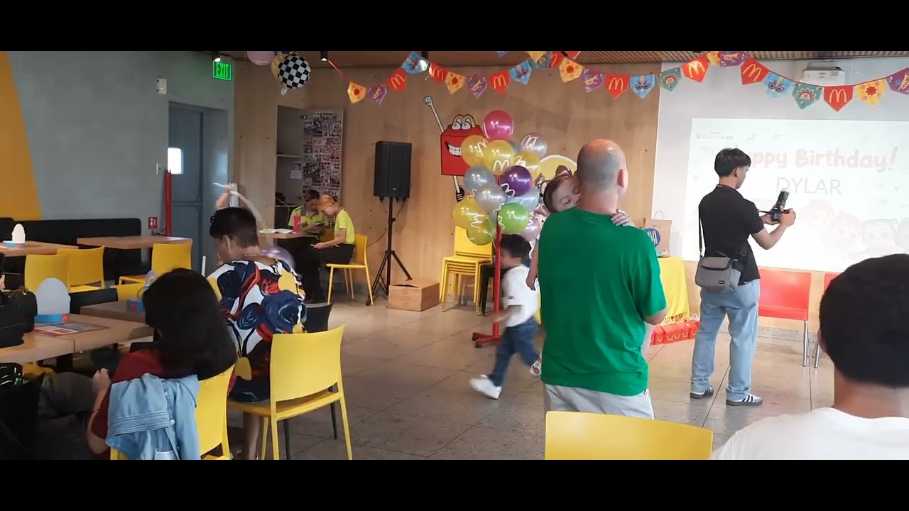 Happy 1st Birthday Dylar 03 - YouTube