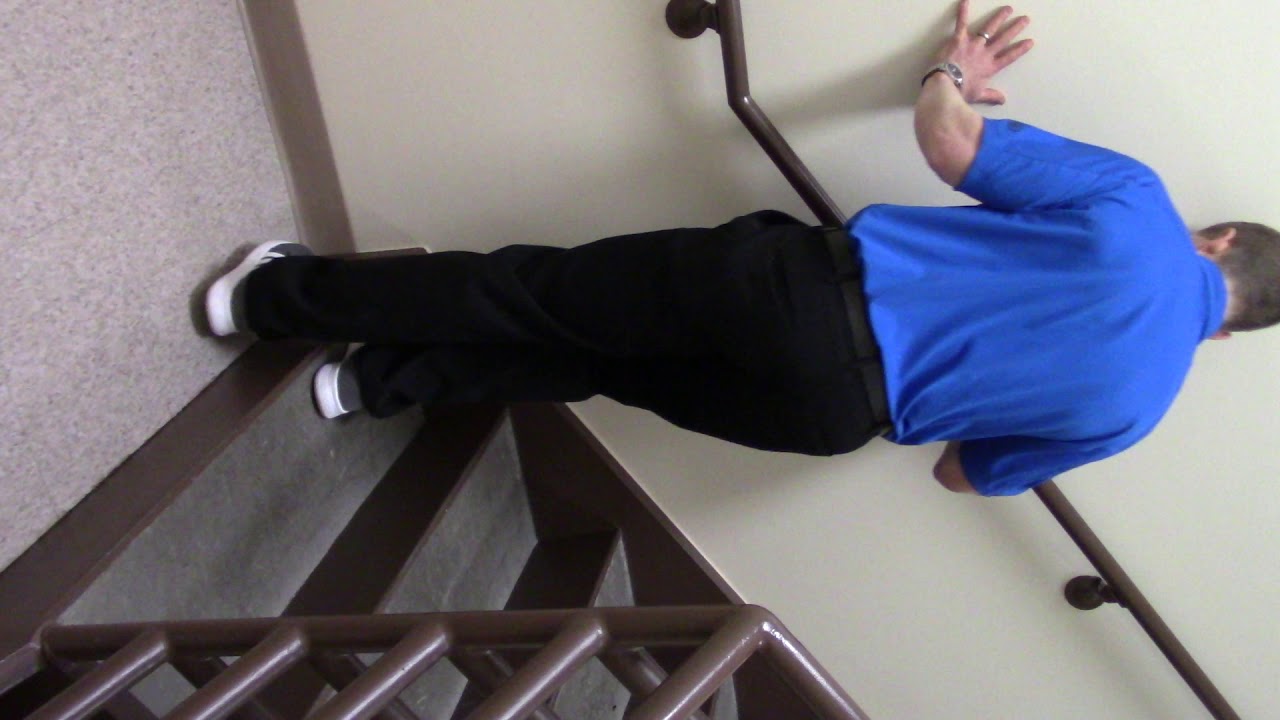 Lateral Step Down Hand on Wall - YouTube
