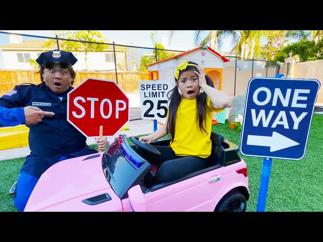 Emma Pretend Play Driving Ride On Car Toy & Learning Traffic Safety ...