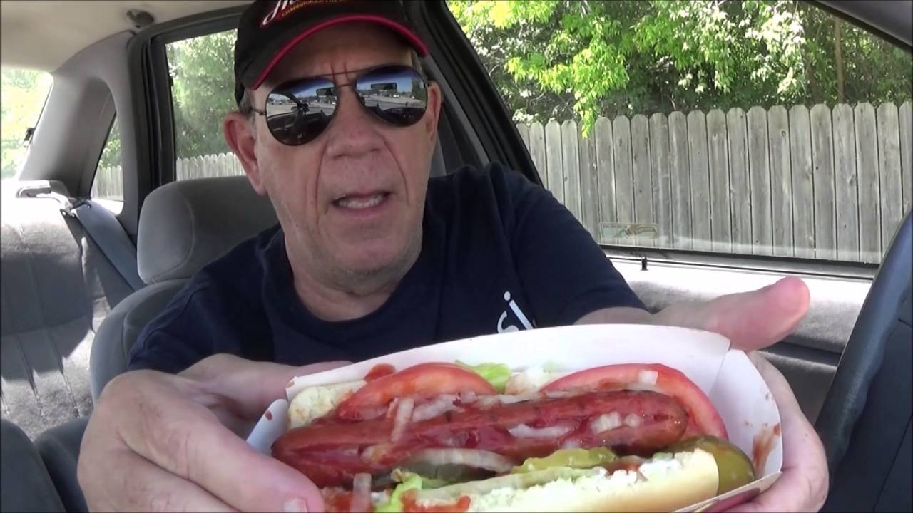 BURGER KING~NEW~DELUXE WHOPPER DOG REVIEW ~~ WOOF WOOF - YouTube