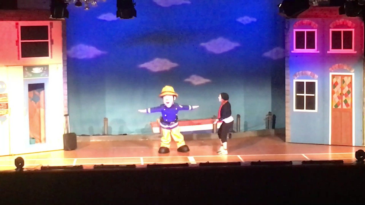 Feuerwehrmann Sam Bühnenshow - YouTube