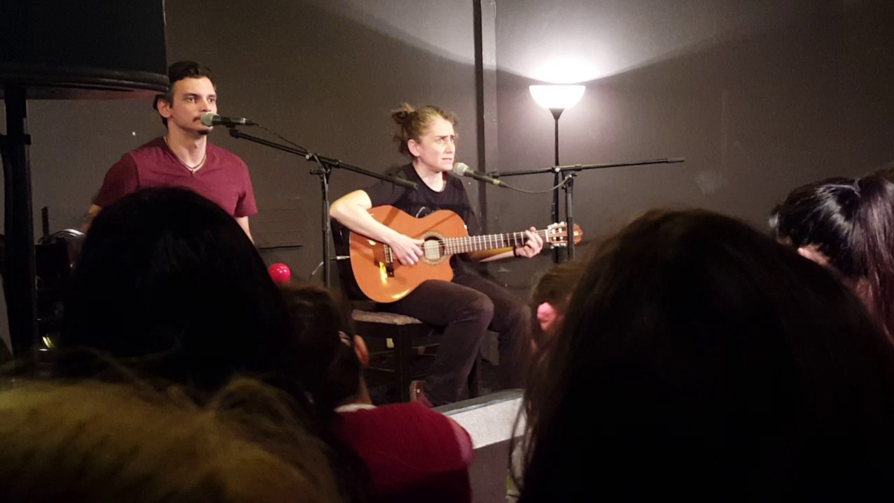 Ada Milea si Bobo Burlaceanu - Cutit - YouTube