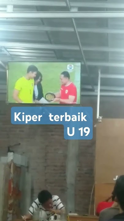 Kiper terbaik U 19 - YouTube