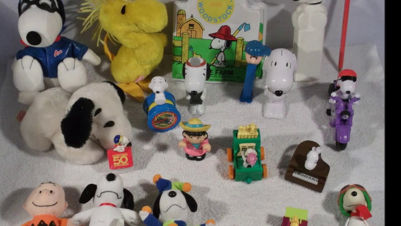 Charlie Brown Snoopy and the Peanuts Gang Toy Collection Slide Show ...