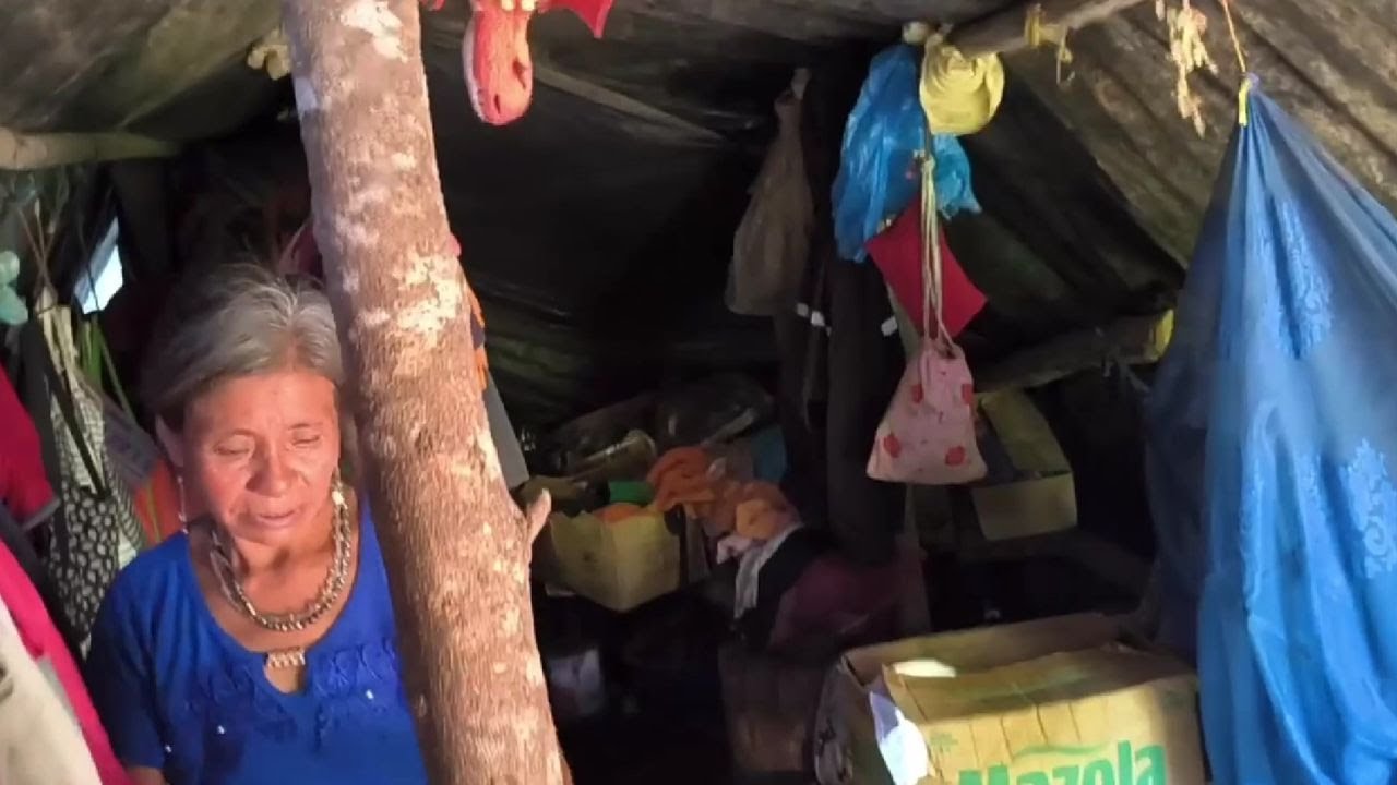 Recuerda cómo vive Doña Francisca entre la montana. - YouTube