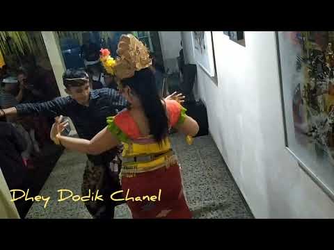 Joged bumbung goyang hot di jambe baleran acara nikahan