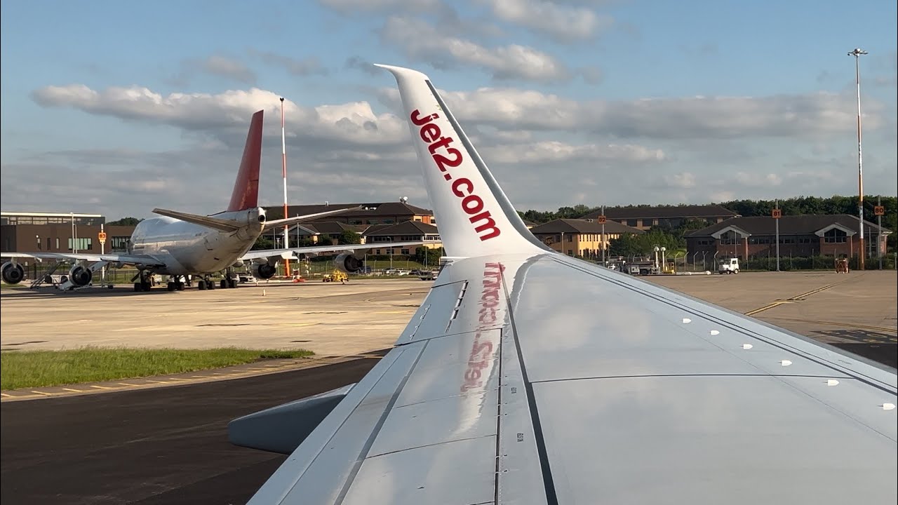 Onboard Jet2 Operated by Air Explore Boeing 737-800 (OM-KEX) Landing ...