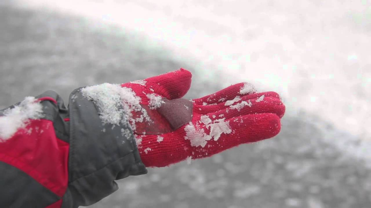 Ridiculously Gigantic Snowflakes - YouTube