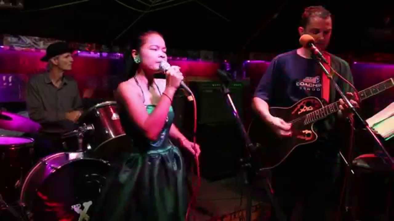 Miss Sarawan in Siem Reap - X Bar - YouTube