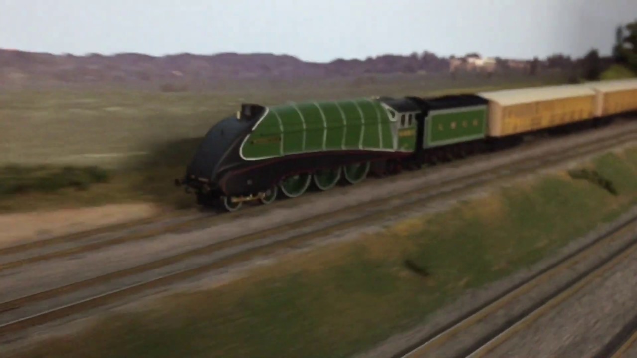 LNER A4 Pacific "Woodcock" 4493, Hornby DCC - YouTube