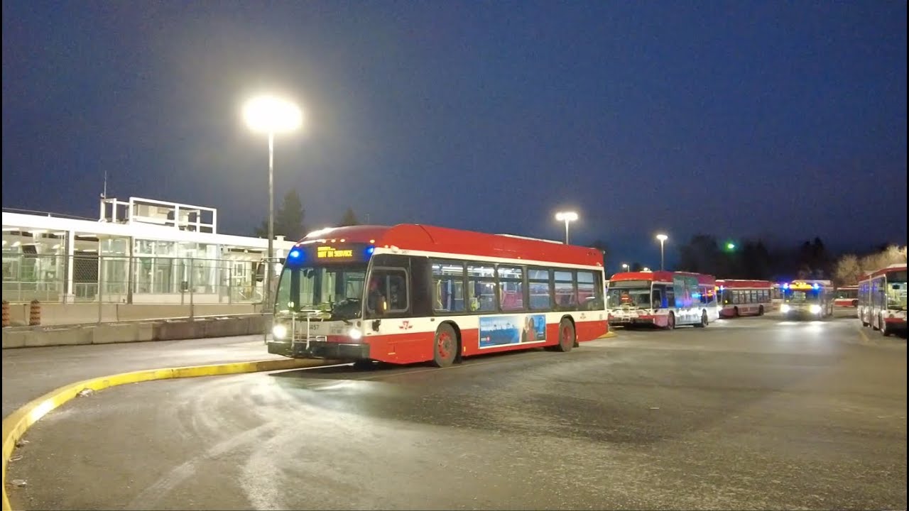 TTC Bus Actions at Platform B at Kennedy Stn (January 12th, 2024) - YouTube