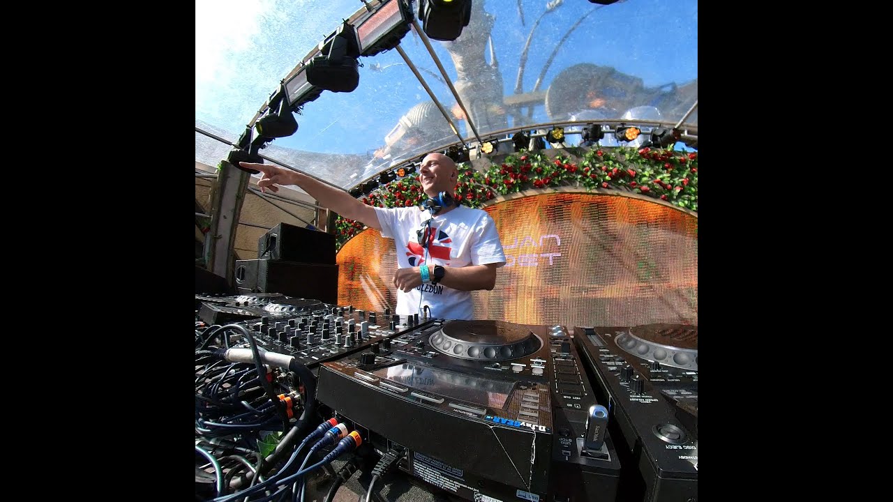 DJ Jan Vervloet @ Tomorrowland 2022 Bonzai Stage - YouTube