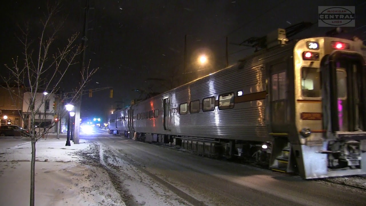 Street Running Trains on the South Shore! - YouTube