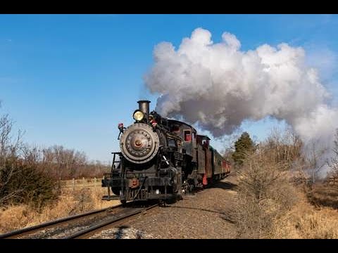 New Hope Railroad Santa Steam Spectacular featuring NH&I 2-8-0 40 - YouTube