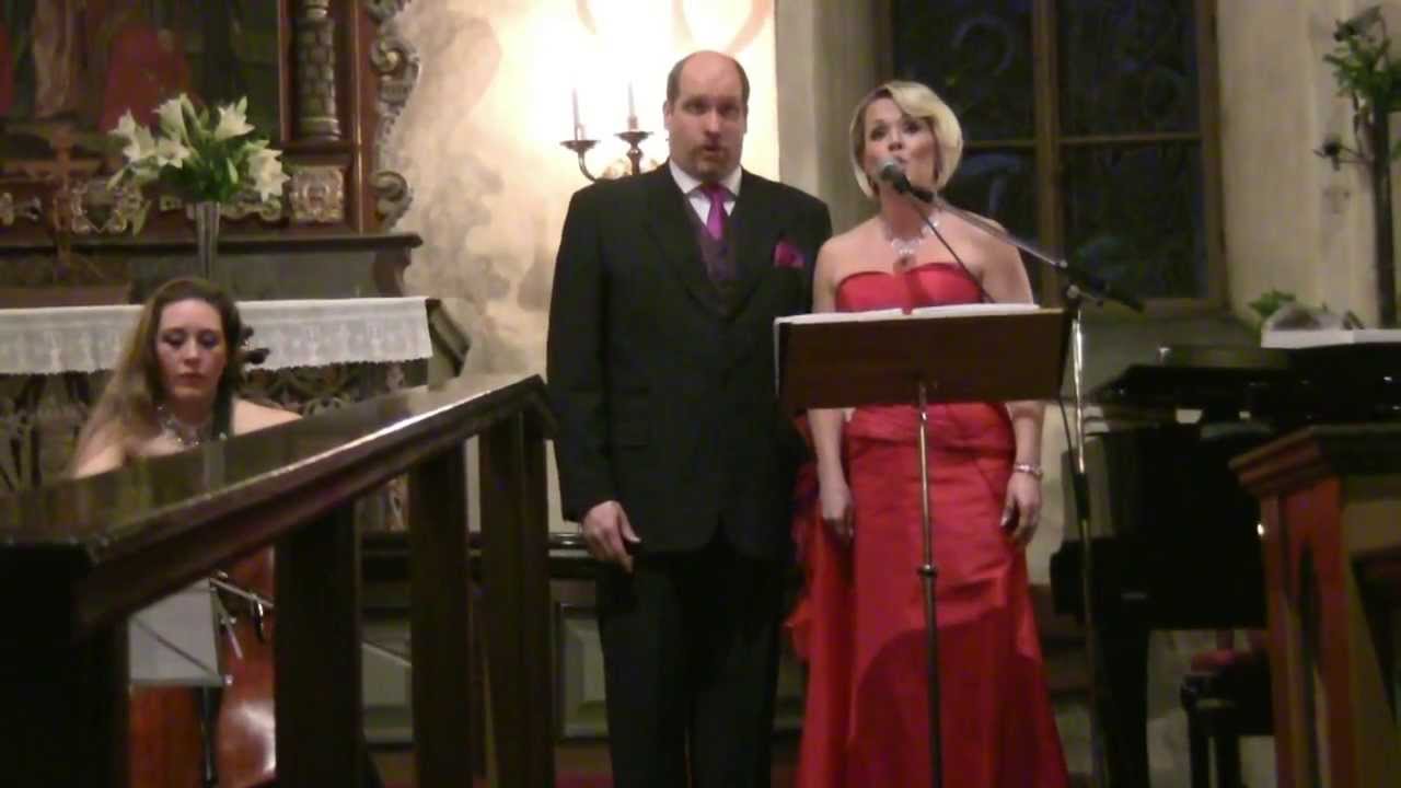 Heidi Pakarinen & Mika Pohjonen - Jouluyö, Juhlayö - YouTube