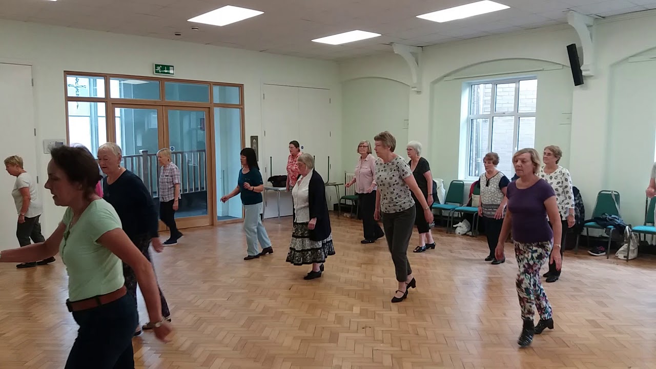 Texan Dudes Line Dancers - The Bomp - YouTube