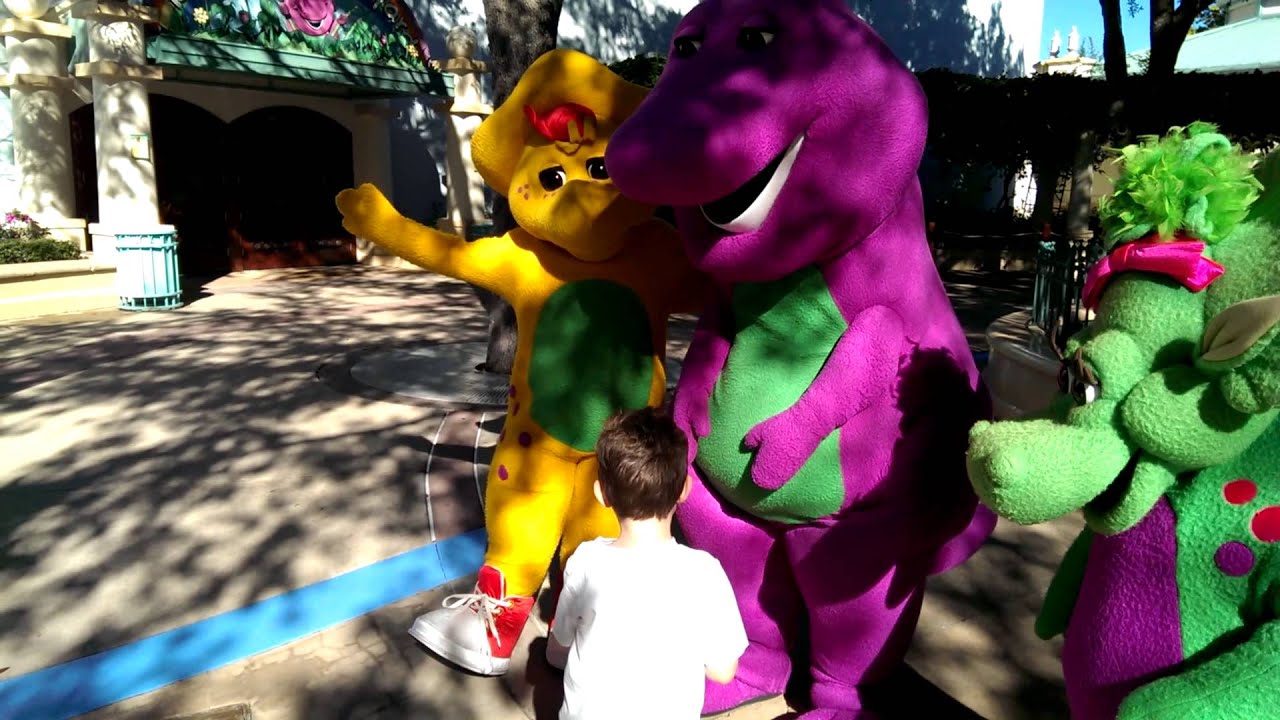 Meeting Barney and friends - YouTube
