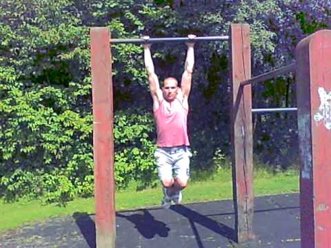 The Bar Hang Challenge attempt - YouTube