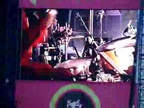RATM - Bombtrack (live at pinkpop 2008) - YouTube