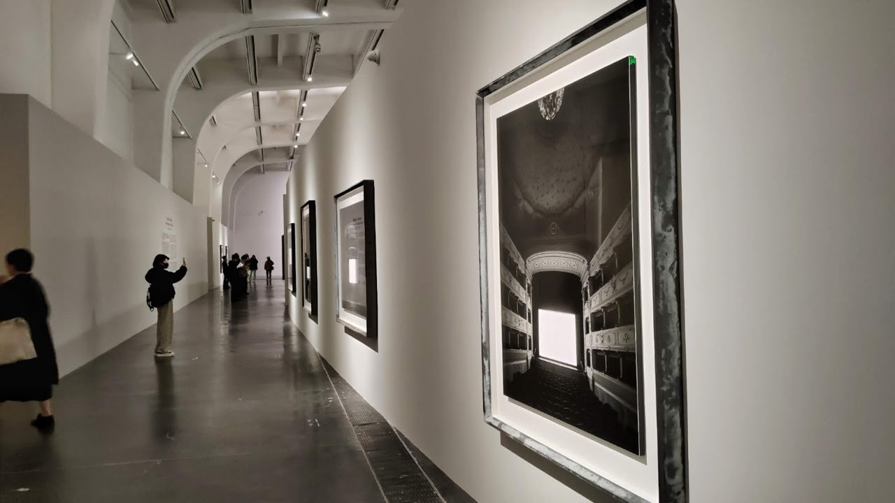 Hiroshi Sugimoto's largest retro exhibition & at UCCA Contemporary Art ...