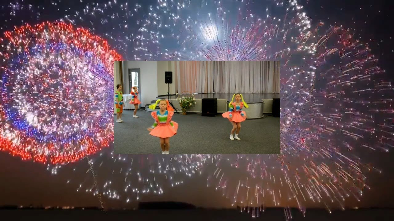 Merry dance We are little children\Fröhlicher Tanz "Wir sind kleine ...