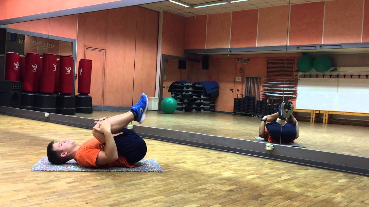 Crunch inverso a terra - YouTube