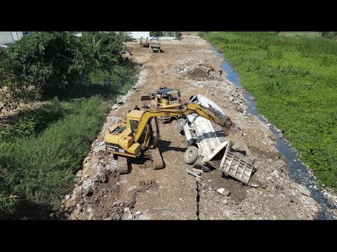 Unbelievable !Truck 5Ton Unloading trash,cement stone fail,Cover by ...
