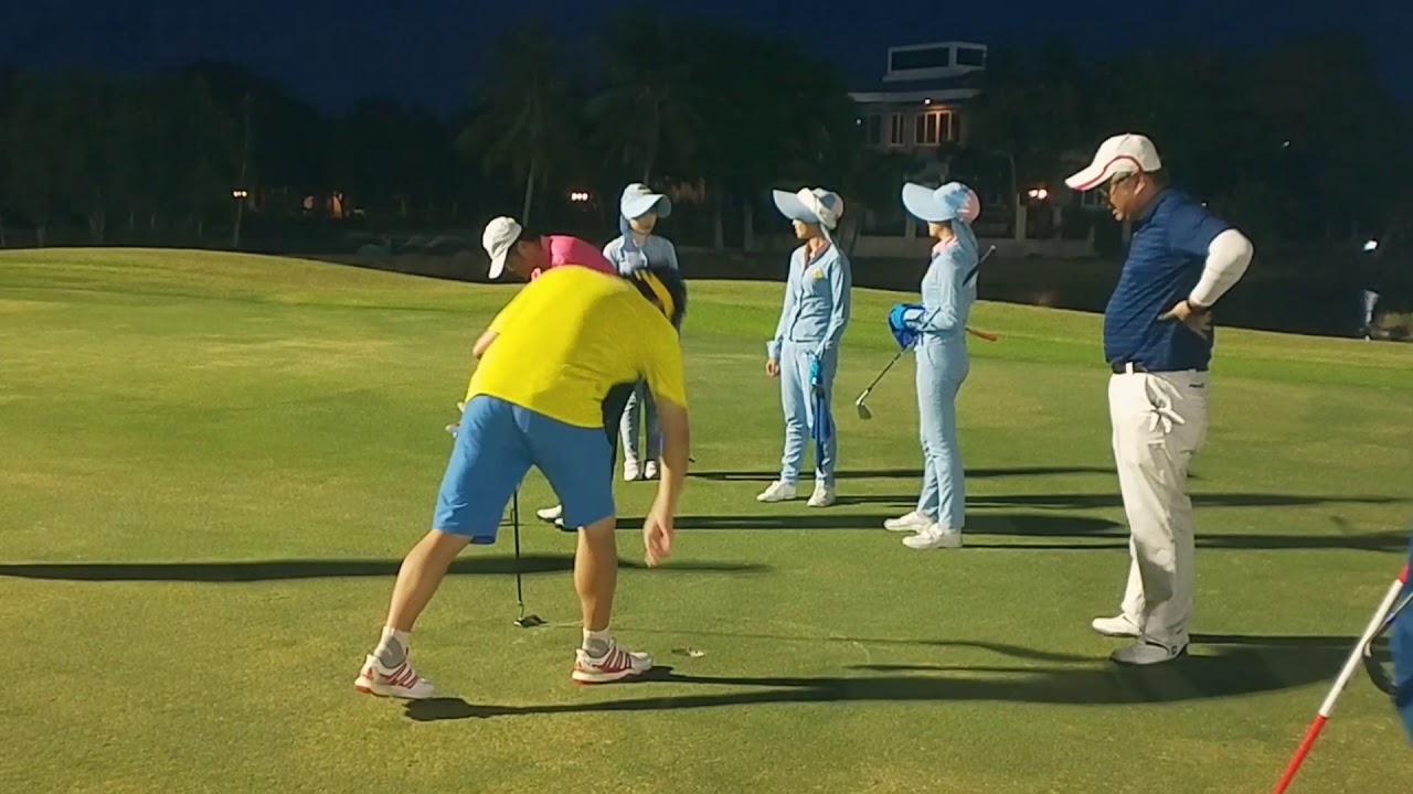 2019/05/04Summit windmill golf club - YouTube