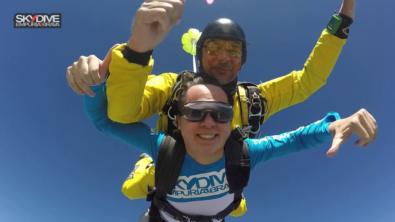 Johnny Spain Skydive - YouTube