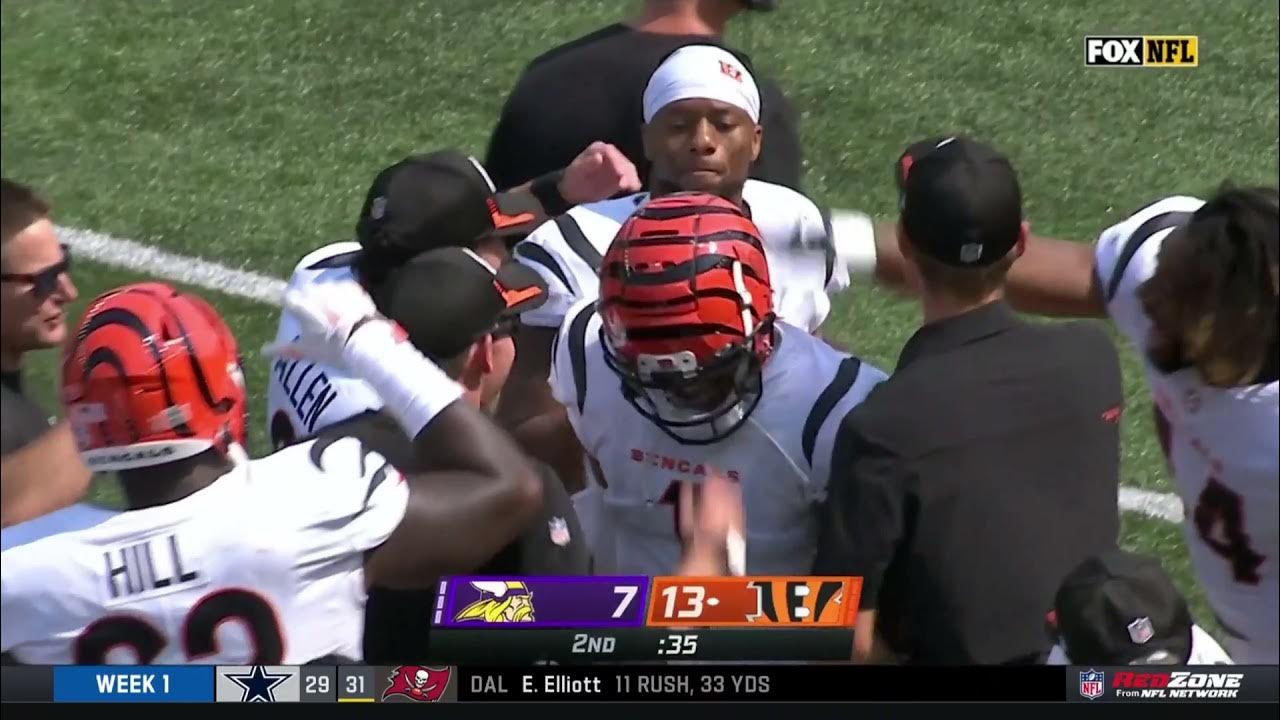 Ja'Marr Chase Catches FIRST NFL TOUCHDOWN - YouTube