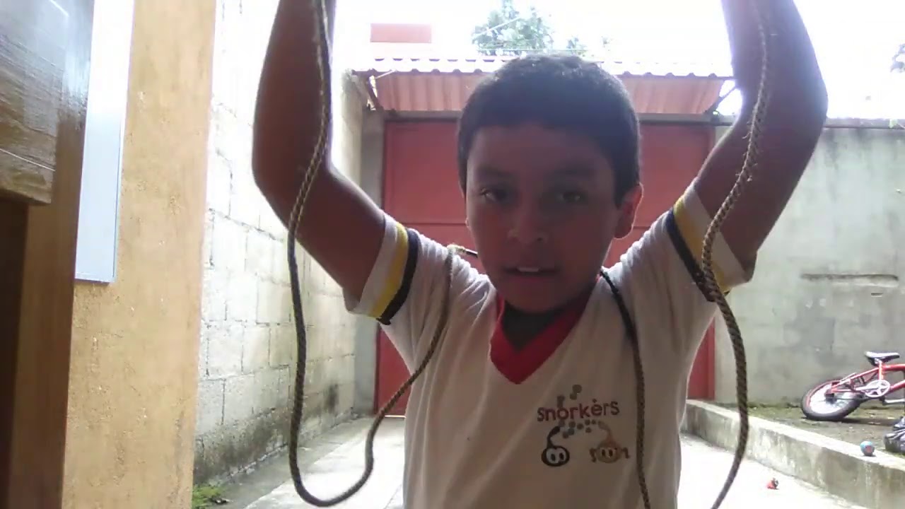 juegos tradicionales de Guatemala - YouTube