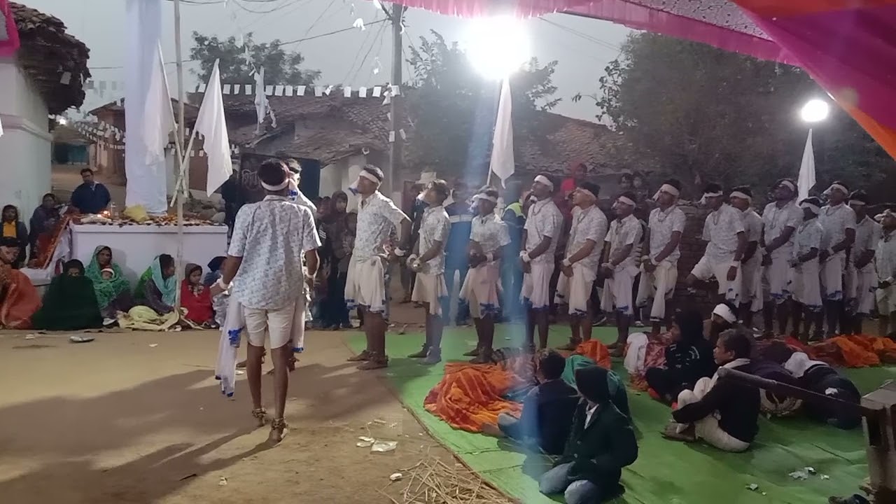 Shri satyam panthi nritya dal charbhatha / stage katulvahi - YouTube