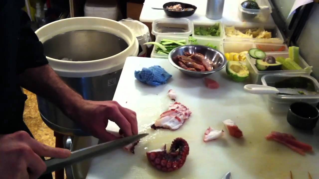 Preparing Taco Sashimi - YouTube