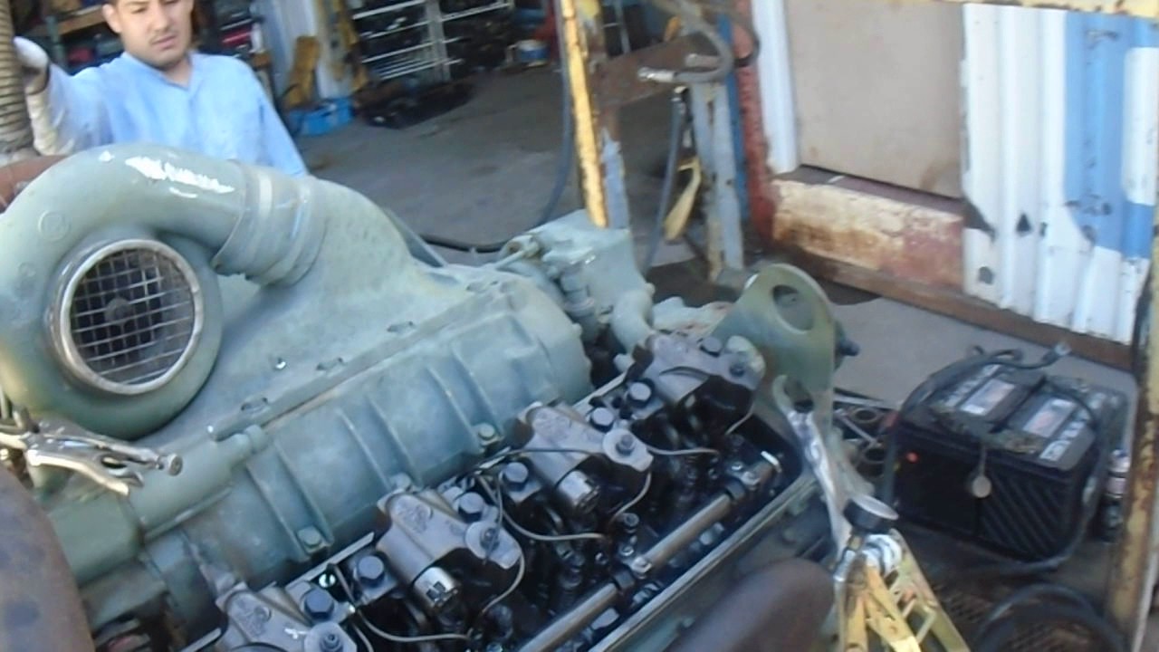 Testing of Detroit 8v92 Engine - s/n 8VF119054 - YouTube