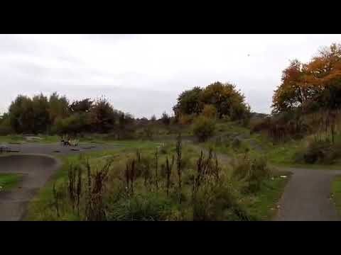 Larbert pump track. - YouTube