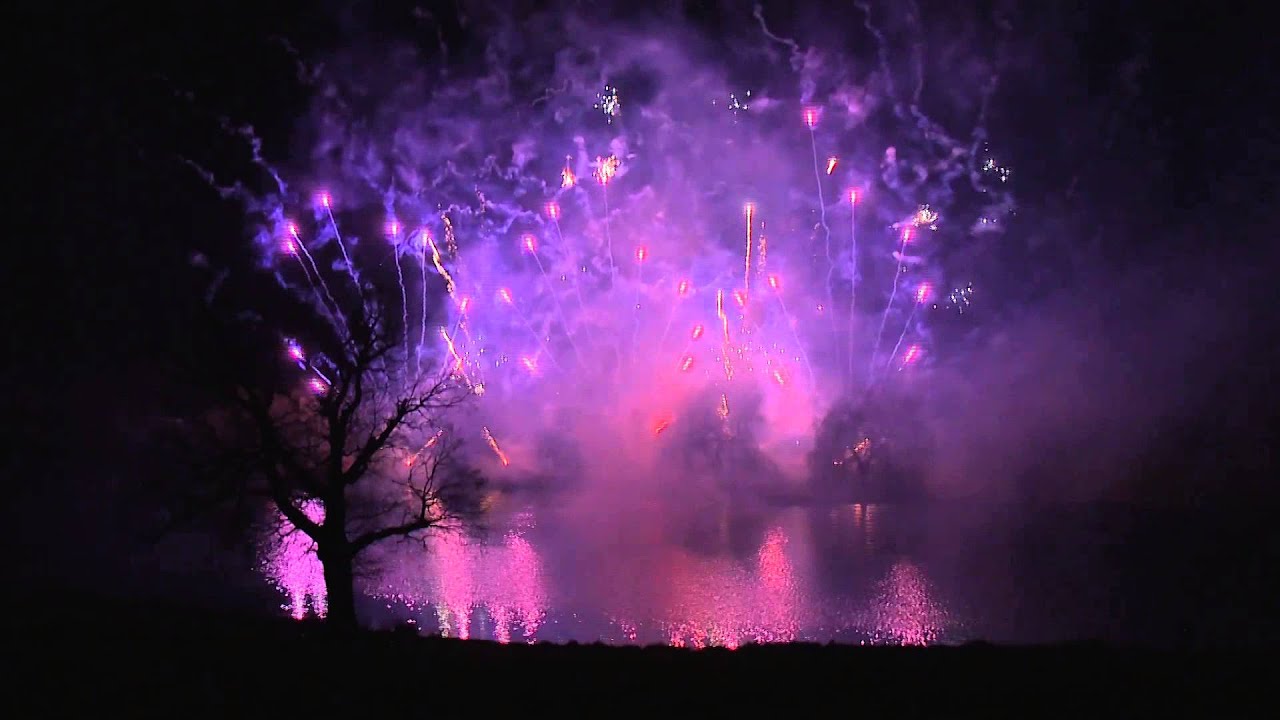 Frozen - the fireworks - YouTube