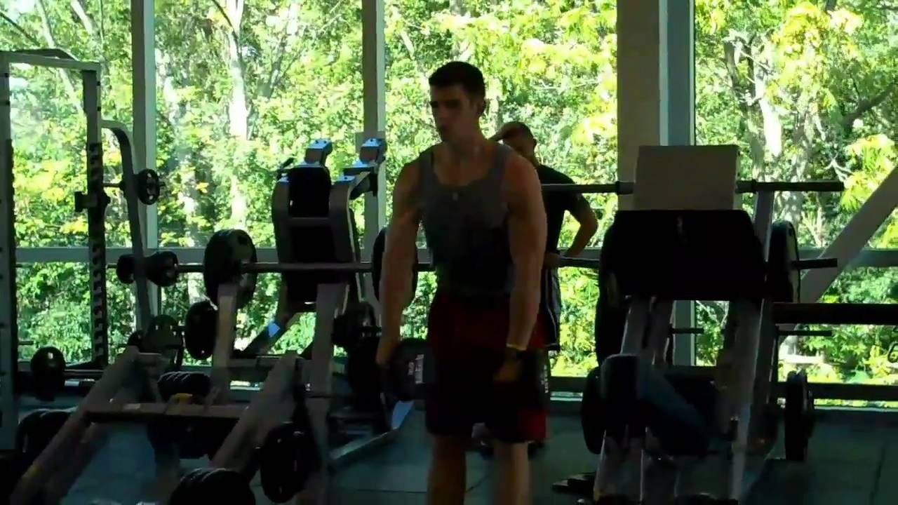 Villanova Davis Center Gets a Workout - YouTube
