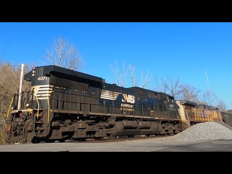 Southern Style! NS #4071 Leads 19W Long Hood Forward Through Vicker, VA | 2/3/2023 - YouTube