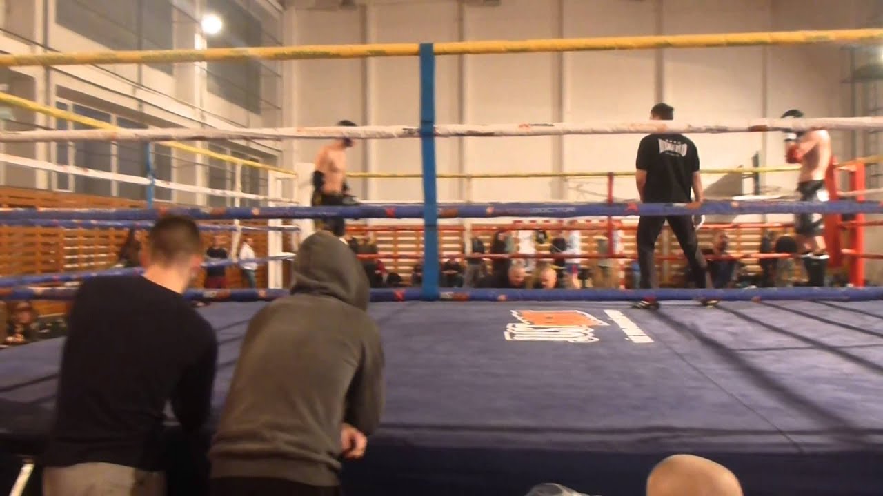 Mario Viszkocsil vs Richard Sulc - Euroliga muay thai - YouTube