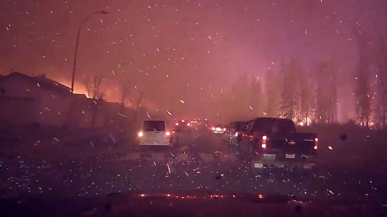 Fiery ash rains down as residents flee Fort McMurray's Beacon Hill ...